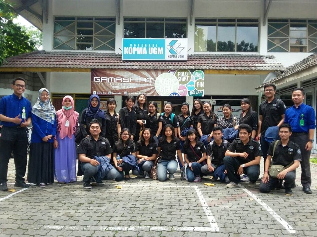 Kopma Unud Kunjungi Koperasi “Kopma UGM” – Koperasi Mahasiswa UGM