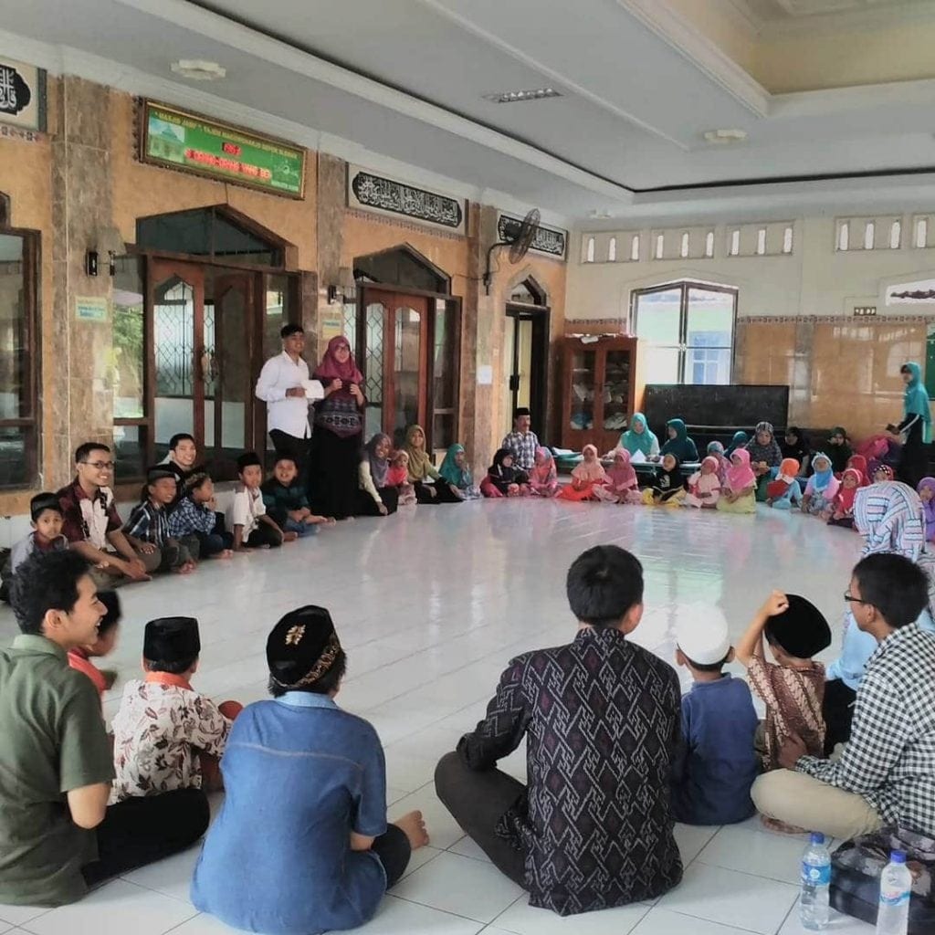 Pelatihan Pimpinan Sidang – Koperasi "Kopma UGM"
